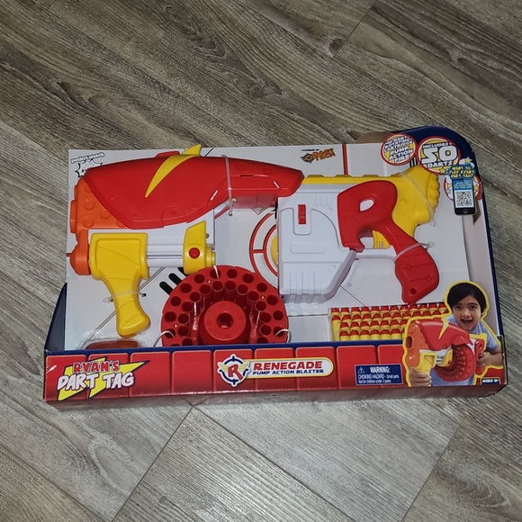Ryan's World | Toys | Ryans World Dart Tag Renegade Pump Action Blaster ...